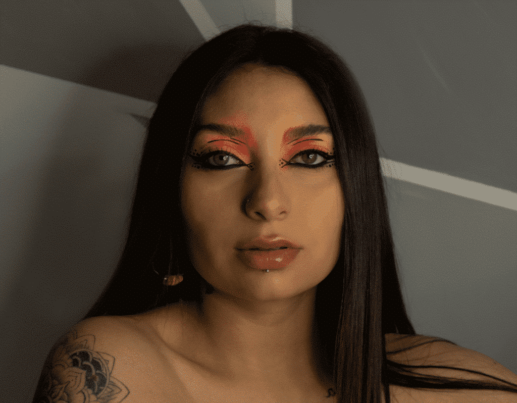 A Filmmaker With Cochlear Implants: Mariana’s Story - The MED-EL Blog