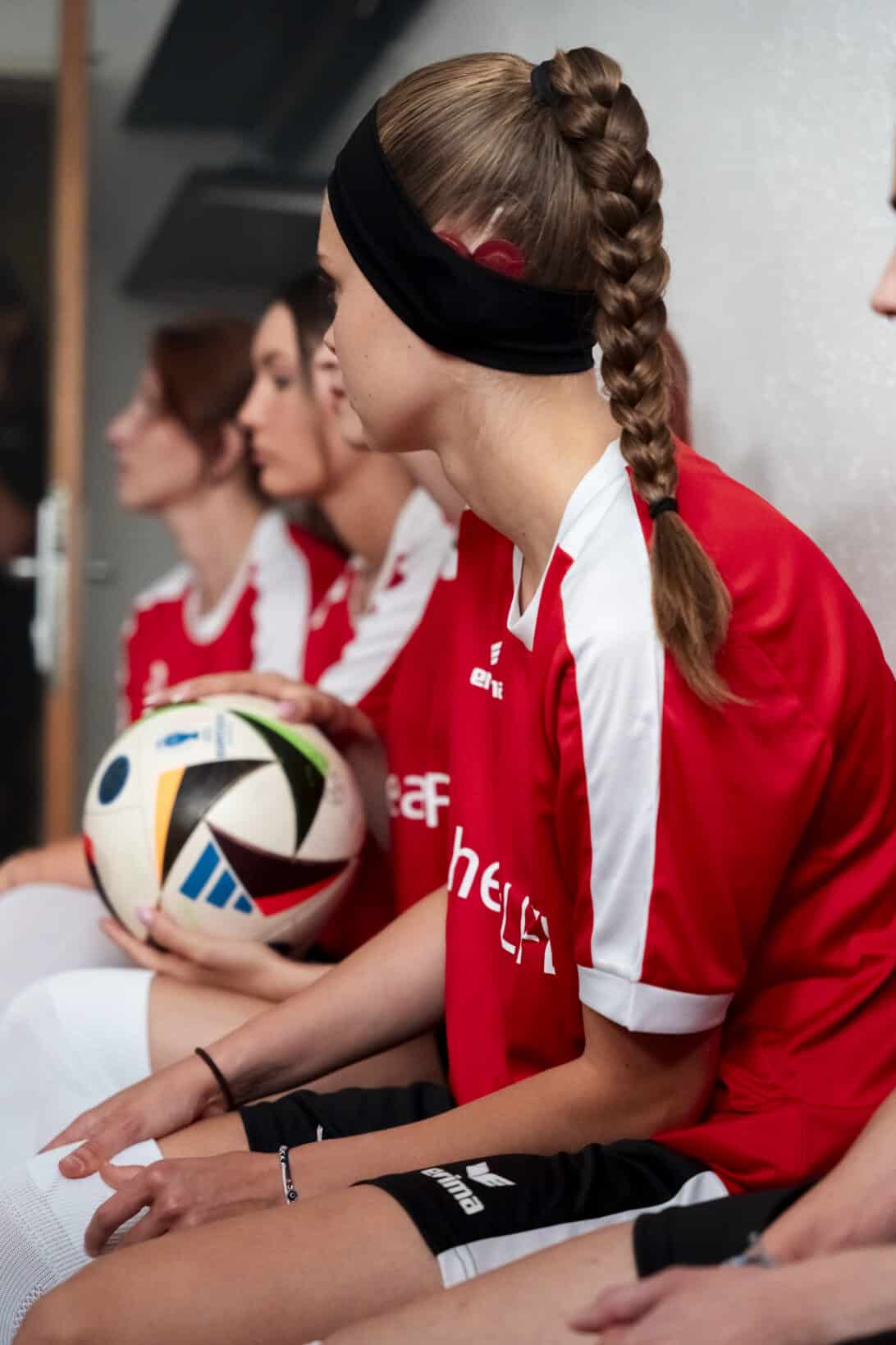 A Soccer Player With a Cochlear Implant - The MED-EL Blog